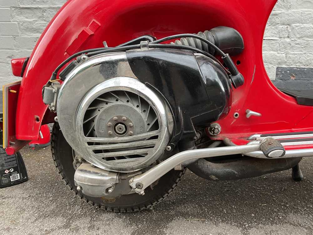 1965 Vespa VBB Retro 'Faro Basso' Custom