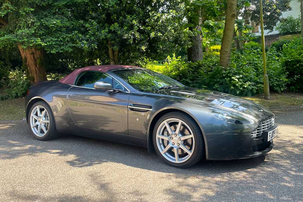 2009 Aston Martin V8 Vantage Roadster